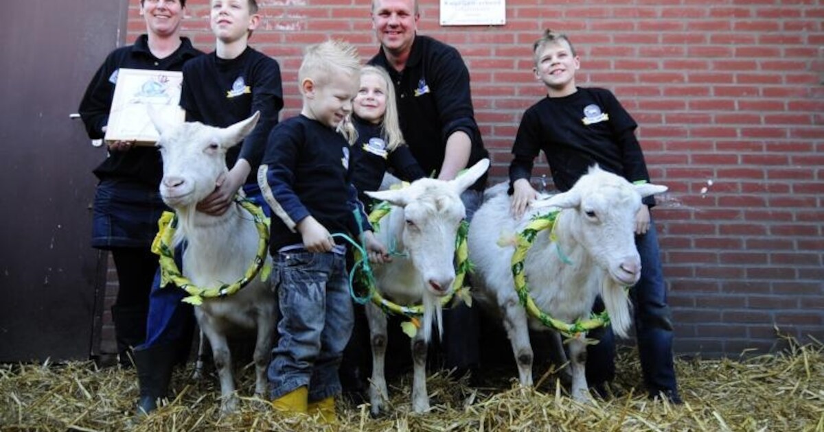 Krans voor productieve geiten | Bergen op Zoom | bndestem.nl