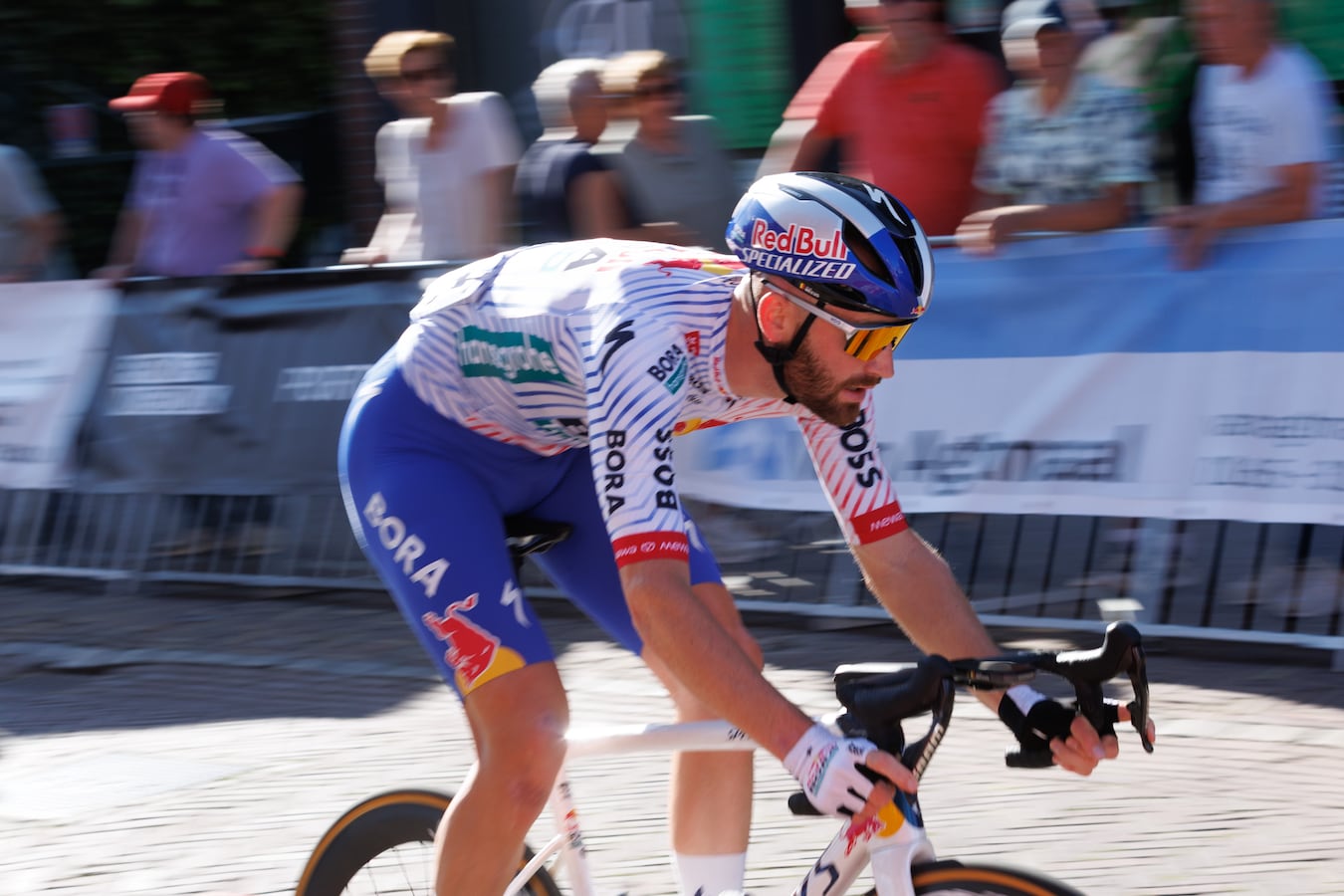 Brandwonden Belgische sprinter Jordy Meeus littekens voor het leven ...