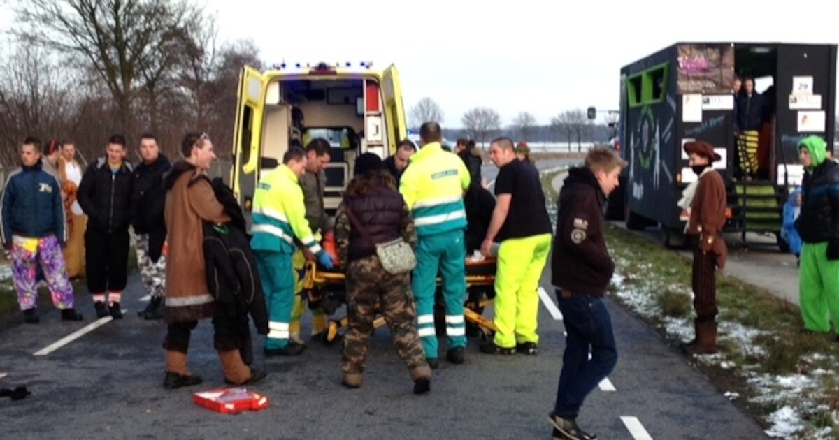 Carnavalvierder gewond tijdens plaspauze | Oosterhout | bndestem.nl