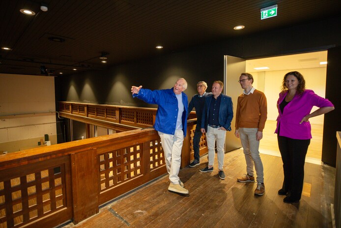 De Pannehoef eindelijk ‘vleermuisvrij’: renovatie gevel kan na de ...