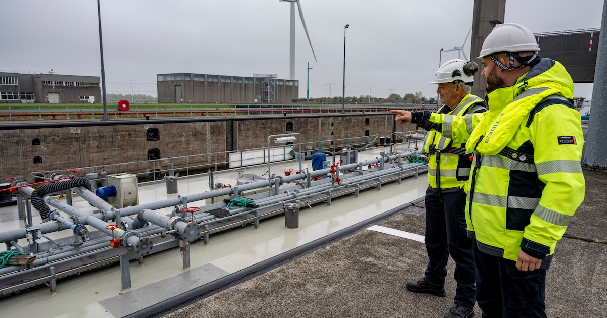 Schippers houden zich aan verbod om varend giftige dampen de lucht in ...