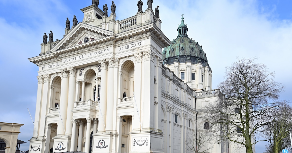 Entreegeld heffen of een ‘Efteling-experience’? Halderberge blijft ...