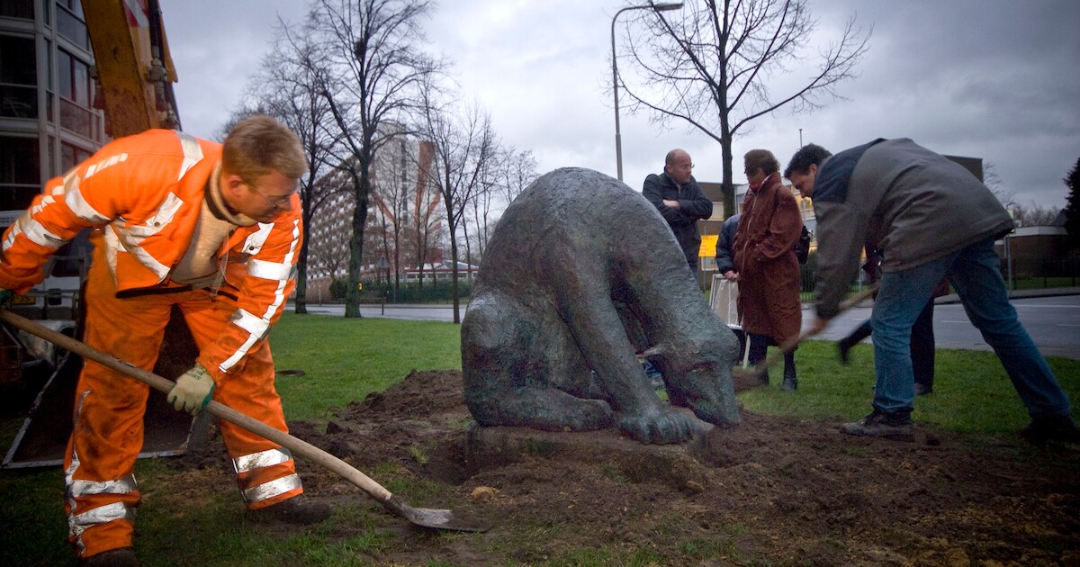 Beeldhouwwerk ‘De Beer’ gestolen in Bergen op Zoom: ‘Kunst staat er om ...