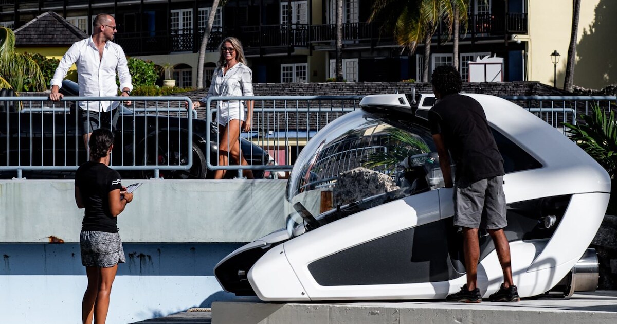 Duikboot gaat de singel in: spektakelstukje van 15-jarige Bredase ...