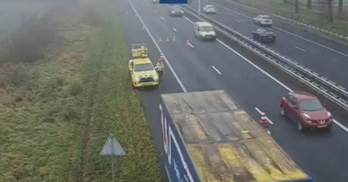 Vrachtwagen met pech van A58 getakeld, forse vertraging tussen ...