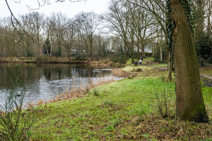 Meerderheid Hulster politiek blijft fel tegenstander van bouwplan in de ...