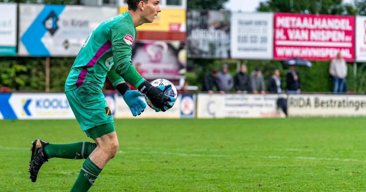 Van de Merbel heeft duidelijk doel: ‘Zoveel mogelijk leren bij NAC 1 ...