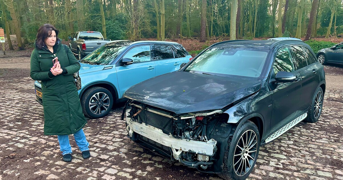 Carlien treft vol ongeloof haar Mercedes aan bij Mastbos in Breda: ‘De ...