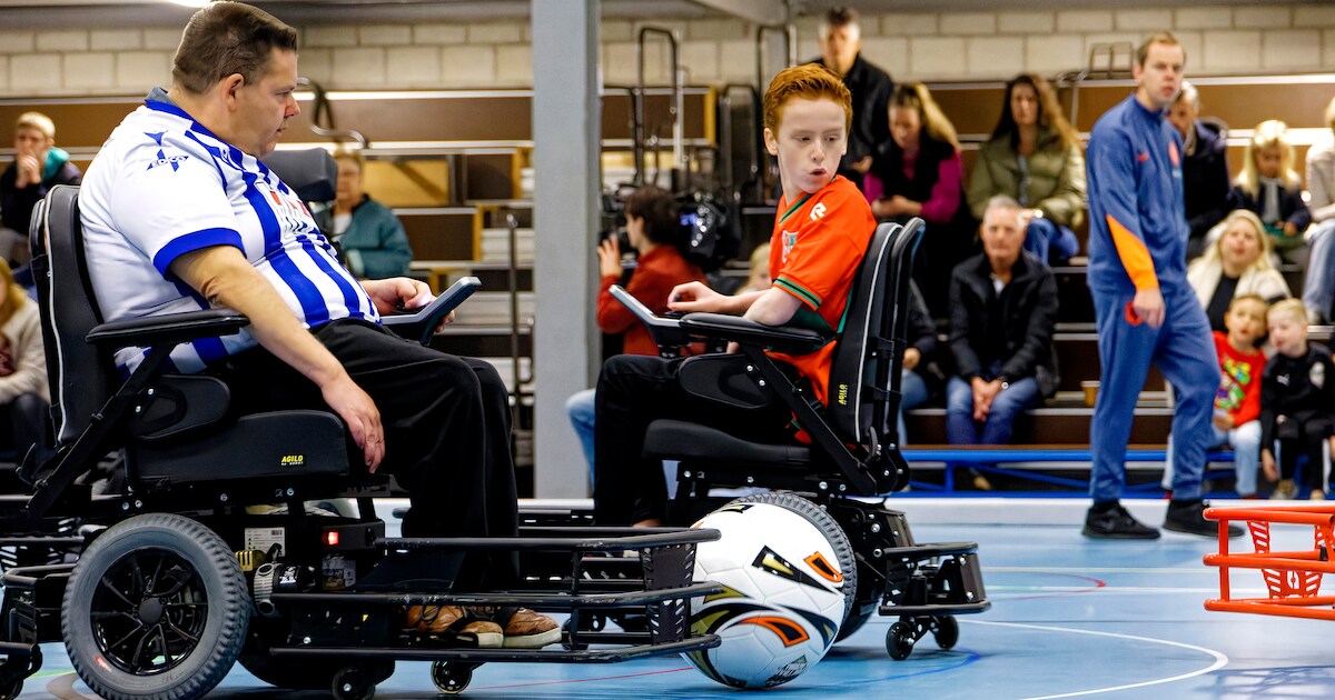 Hans van Breukelen keept in een rolstoel, voetbaldromen komen uit in ...