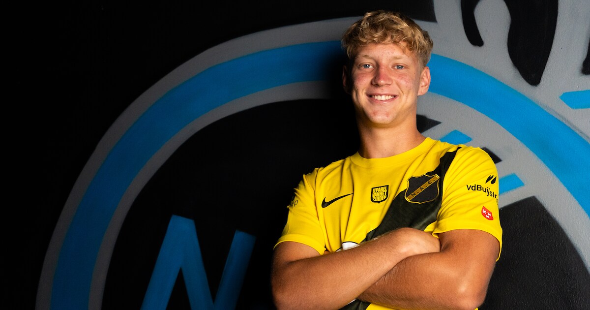 NAC verlengt contract van jeugdinternational Van Reeuwijk: ‘We zien wel ...