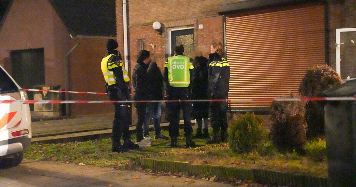 Vrouw (43) overleden bij steekpartij in woning, zoon (24) opgepakt | Brabant | bndestem.nl