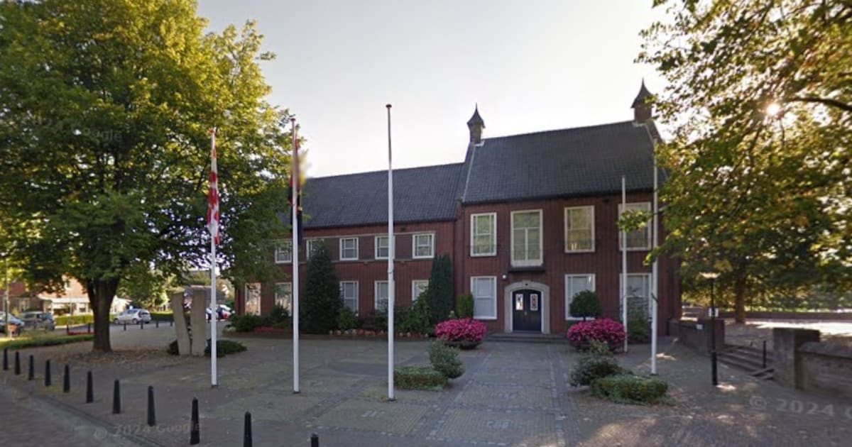 Voormalig gemeentehuis Wijk en Aalburg wordt tijdelijk oorlogsmuseum ...