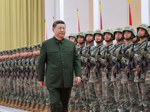 Xi Jinping zuivert legertop, maar waarom? ‘Een belangrijke rem op Xi ...