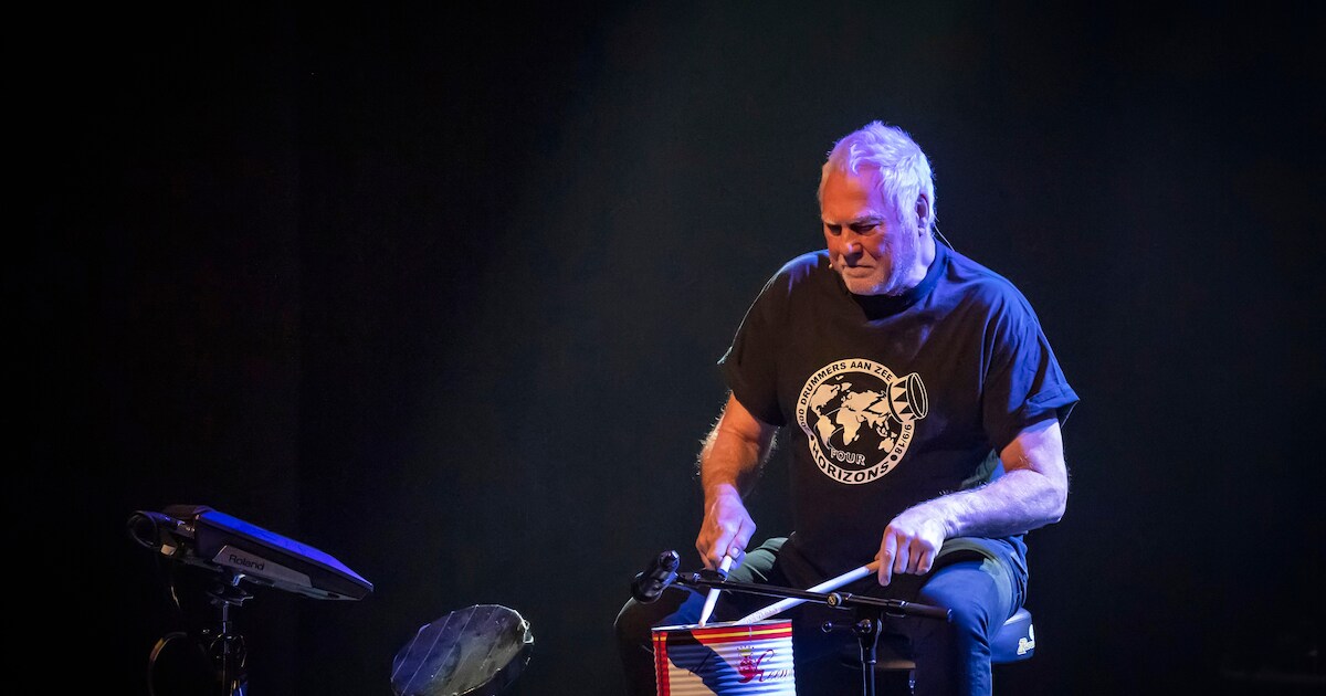 Drummers herdenken overleden talent Rick Jonckheere (18) in Bergen op ...