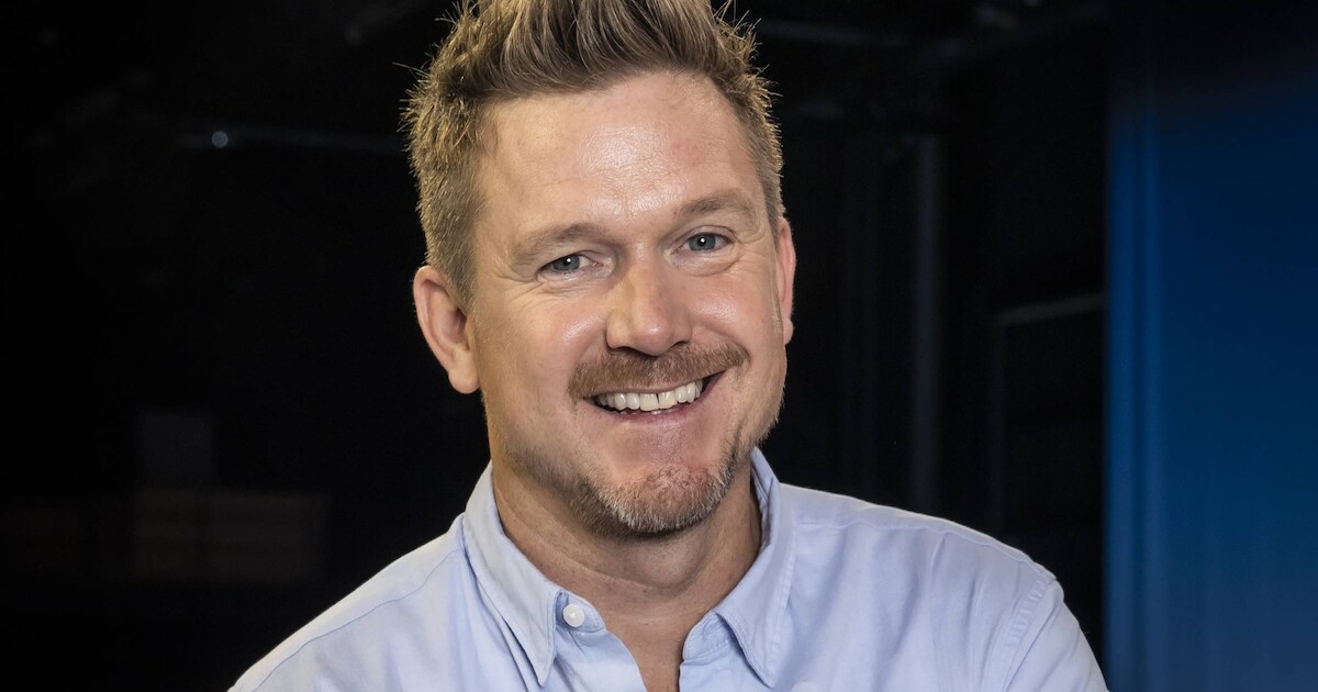 Johnny de Mol lost Hélène Hendriks na acht weken af bij De Oranjezomer ...
