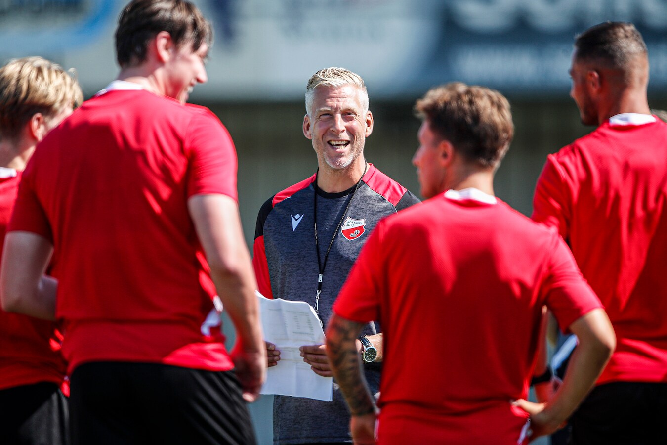 ‘Kozak’ Bouyaghlafen steeds fitter na enkeloperatie: ‘Ik ben verder dan ...