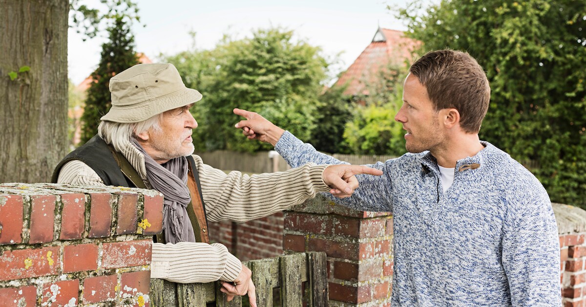 Vechtende buurman vrijgesproken: ‘Mocht zichzelf en zijn dochter ...
