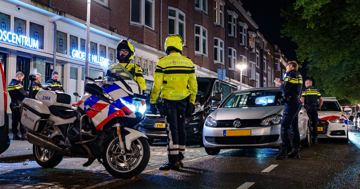 Drie mannen gaan er met auto van garage vandoor, lange achtervolging ...