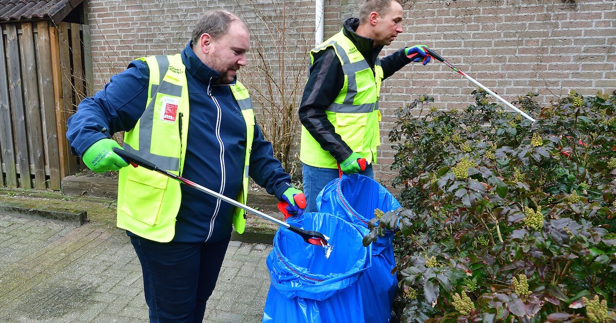 ‘Ik word er verdrietig van, al dat afval, waarom doen mensen dat ...