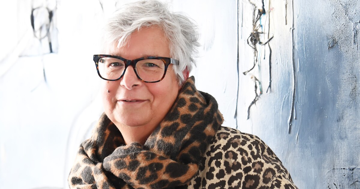 ‘Meisjes gaan hier naar bed met een man voor een mobieltje’: Krista (68 ...