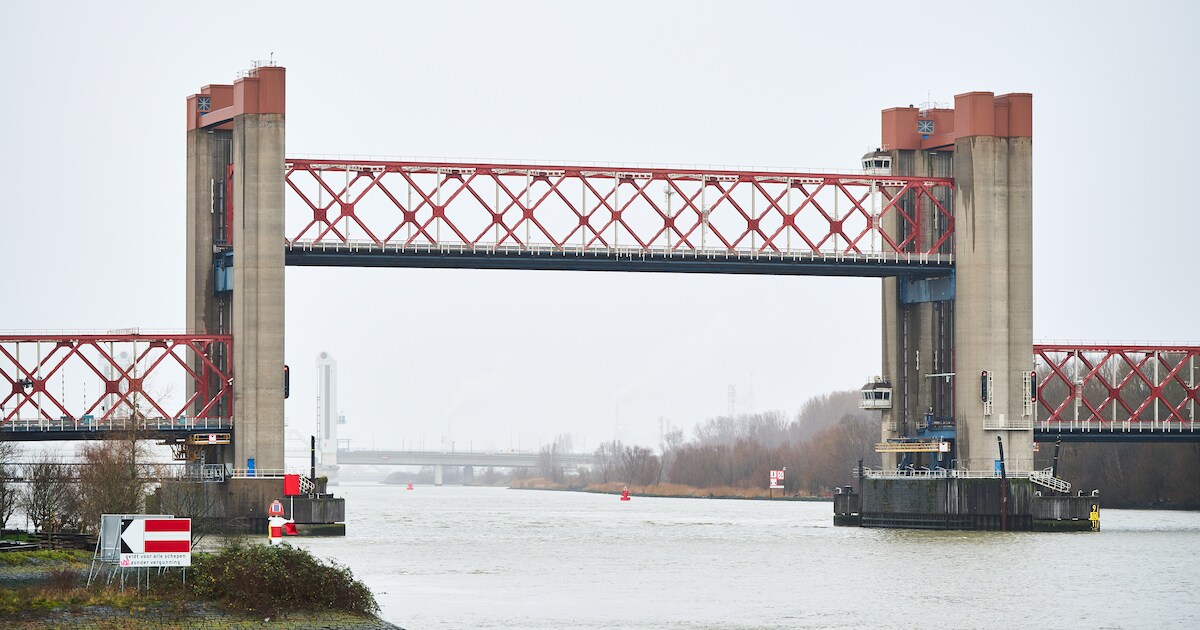 Spijkenisserbrug weer open na urenlange storing | Hoeksche Waard ...