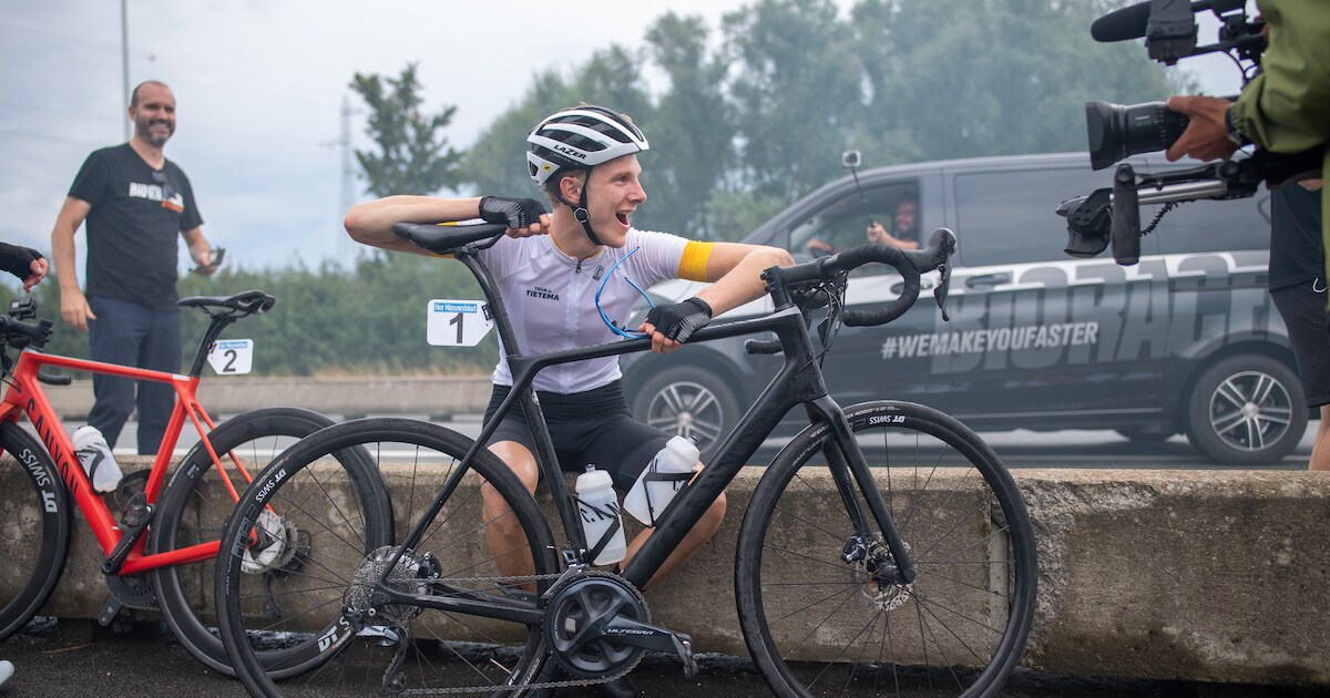 YouTuber Devin uit Breda heeft nu een eigen profwielerploeg: ‘Kijkers meenemen in dit avontuur ...