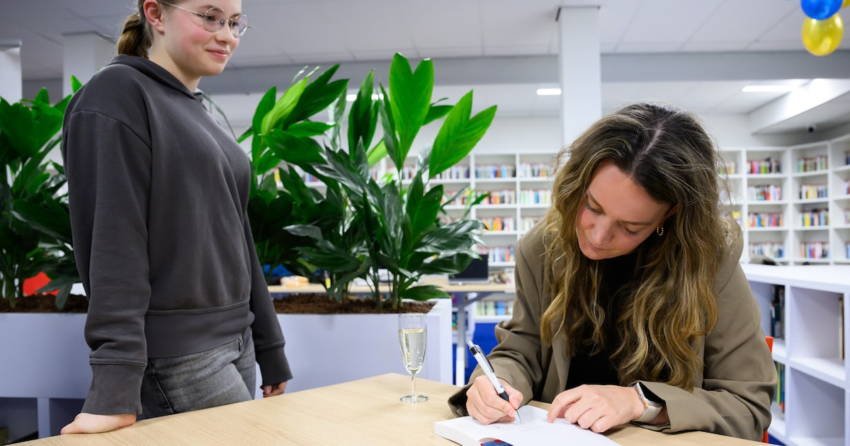 Nederlands docent Sophie Jansen lanceert haar derde young adult boek ...