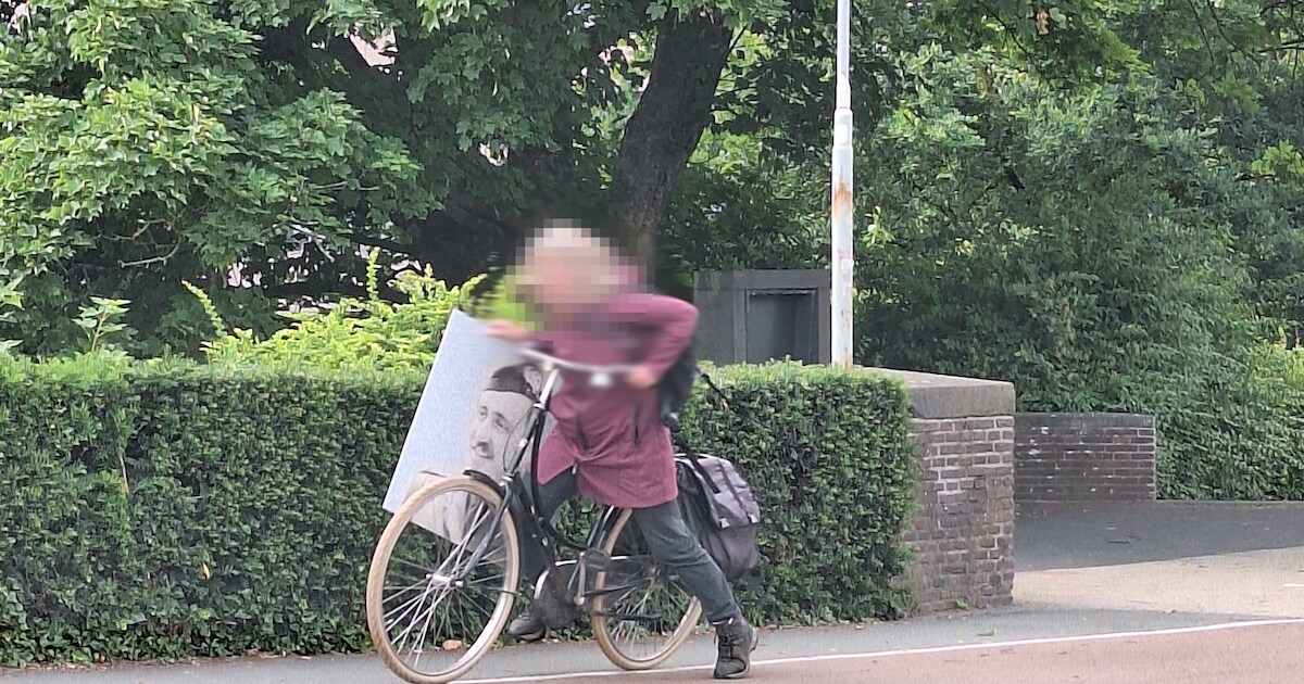 Opnieuw verdween de plaquette van John Frost in Arnhem, dit keer drukte ...