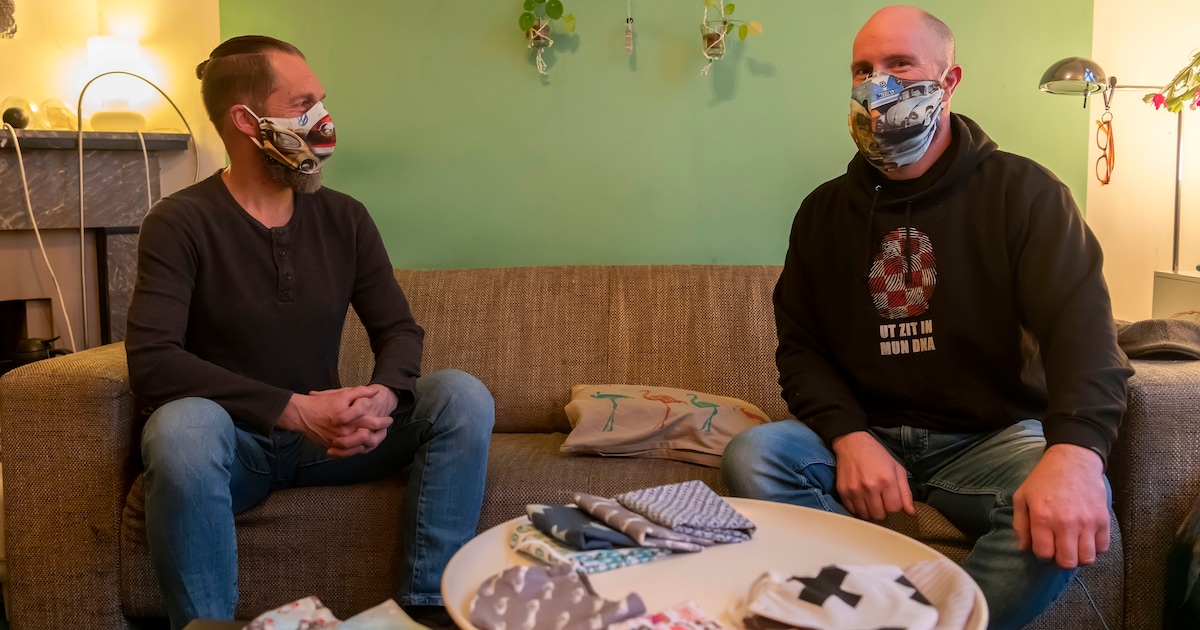 Hoe prop je een baard in een mondkapje? Niet, daarom bedacht deze ...