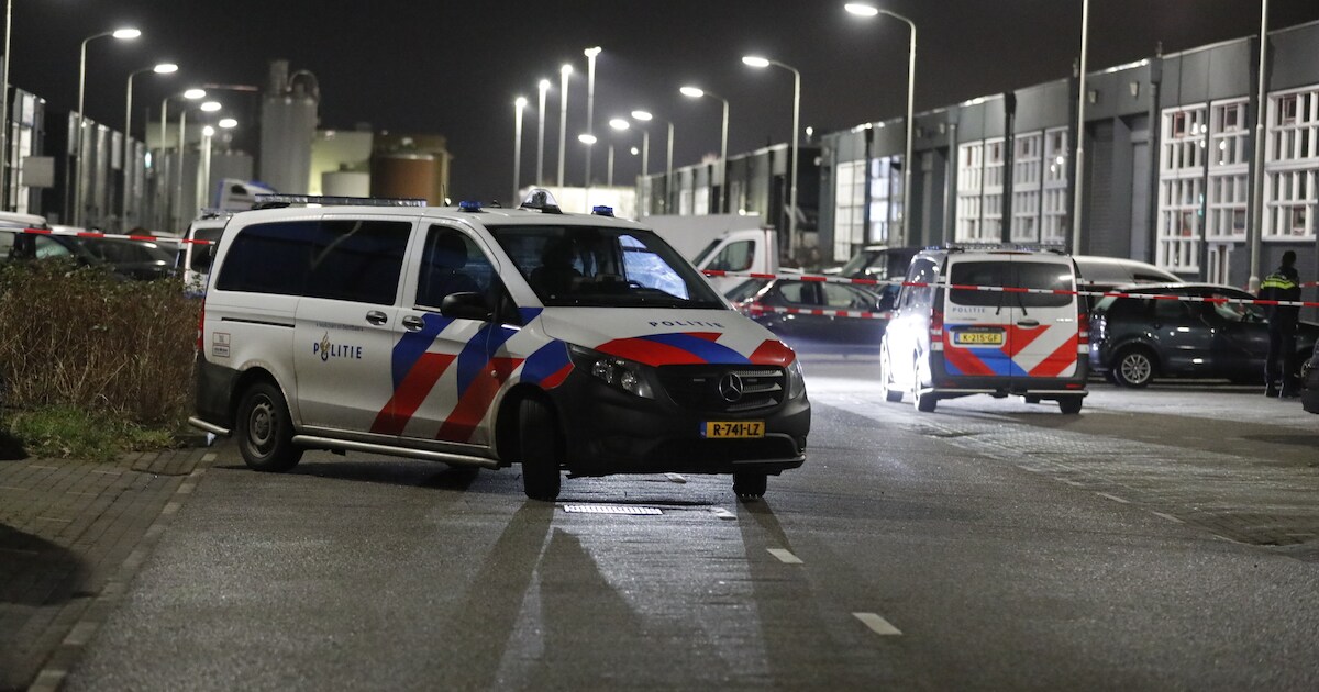 Politie onderzoekt mogelijke overval op loods in Roosendaal | 112 ...