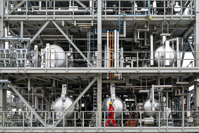 Shell op de circulaire toer met nieuwe fabriek die afvalplastic een ...