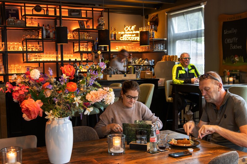 Prima bediening en goede sfeer in restaurant De Moerse Bossen, maar de ...