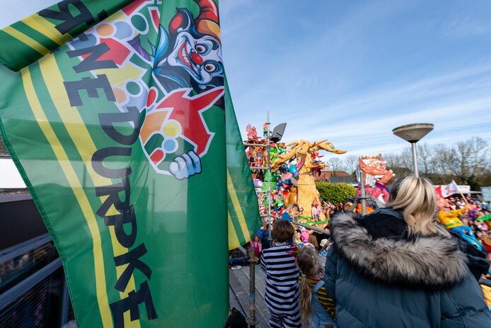 In De Heen zijn ze al warmgelopen voor carnaval, nu voor het eerst met ...