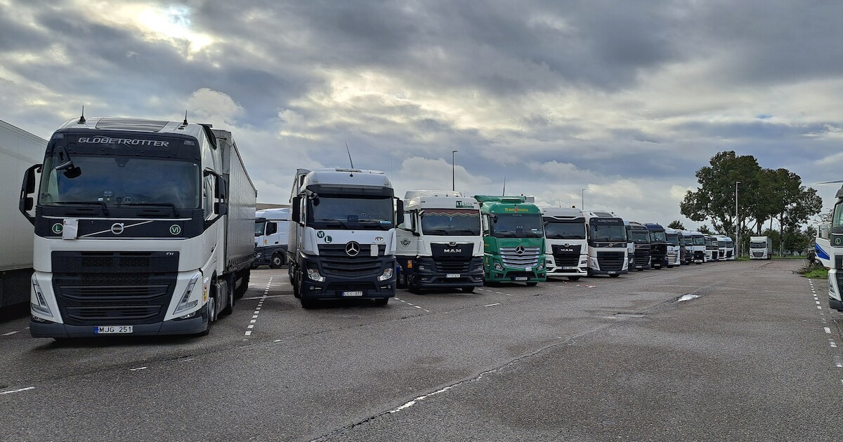 Chauffeur ziet zwaargewonde collega over parkeerplaats Hazeldonk ...