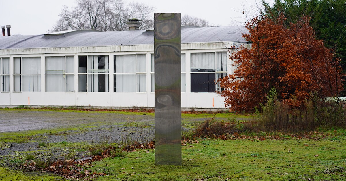 Mysterieuze monoliet duikt nu ook op in Oosterhout | Oosterhout | BN ...