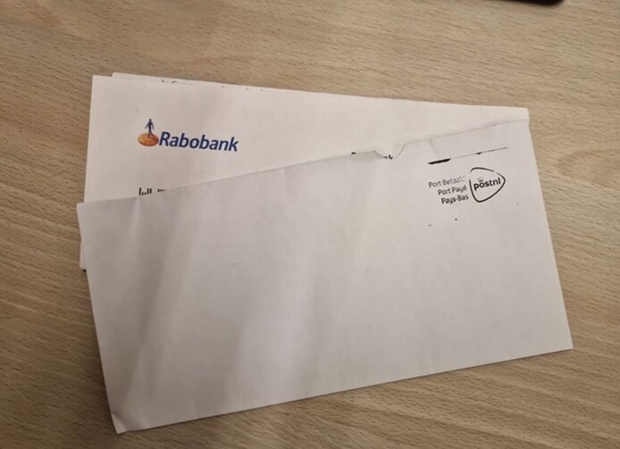 Dorp in de ban van nepbrieven van de Rabobank om pinpas in te leveren ...