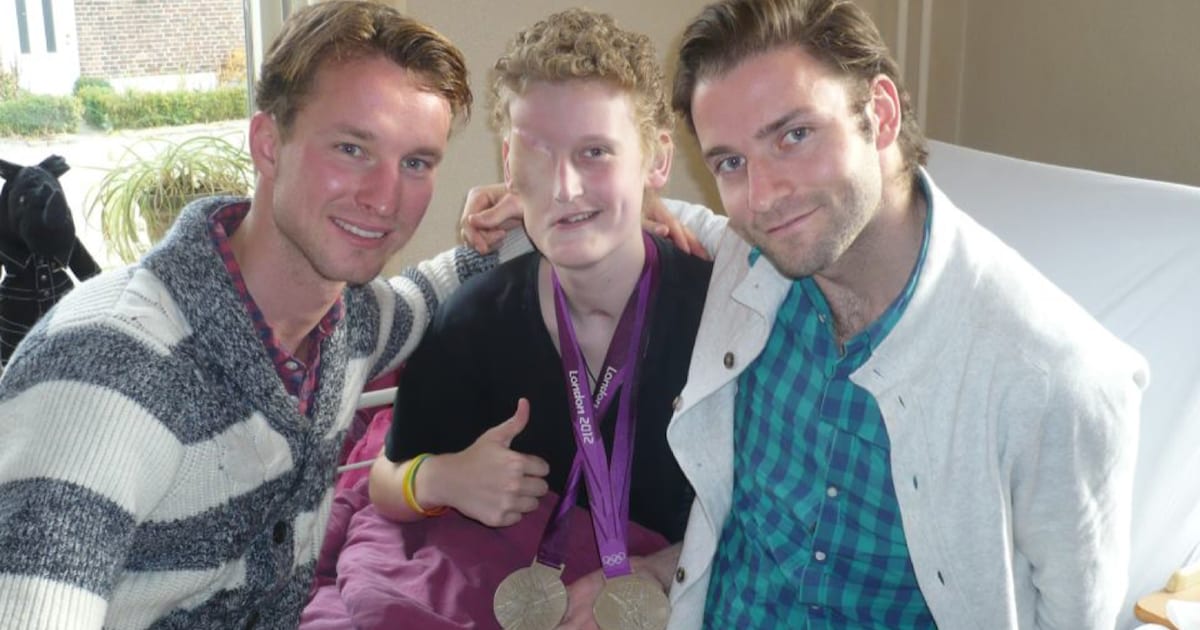 Topsporters verlichten tien jaar lang de pijn van zieke kinderen door ...