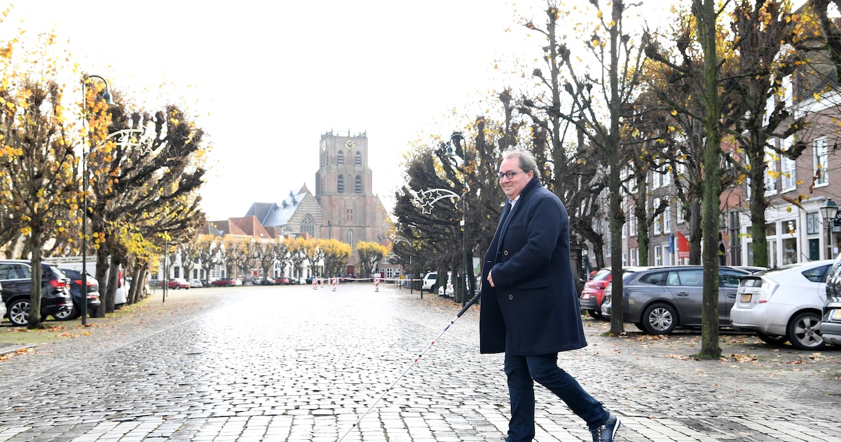 Tuinarchitect en raadslid Igor (40) gaat steeds slechter zien en horen: ‘Ik weet wat me te ...