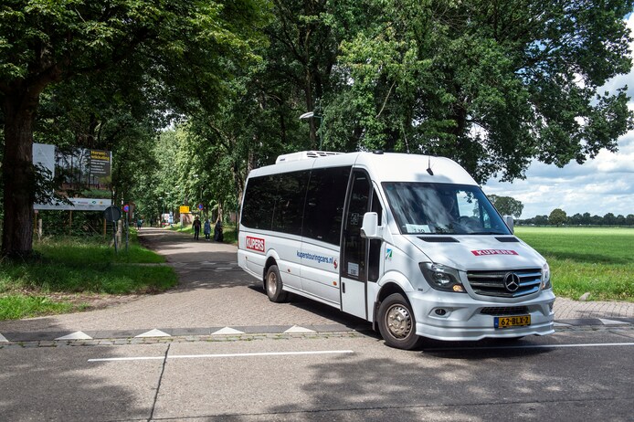 Terug van bijna helemaal weggeweest: lijn 130 rijdt weer als vanouds en ...