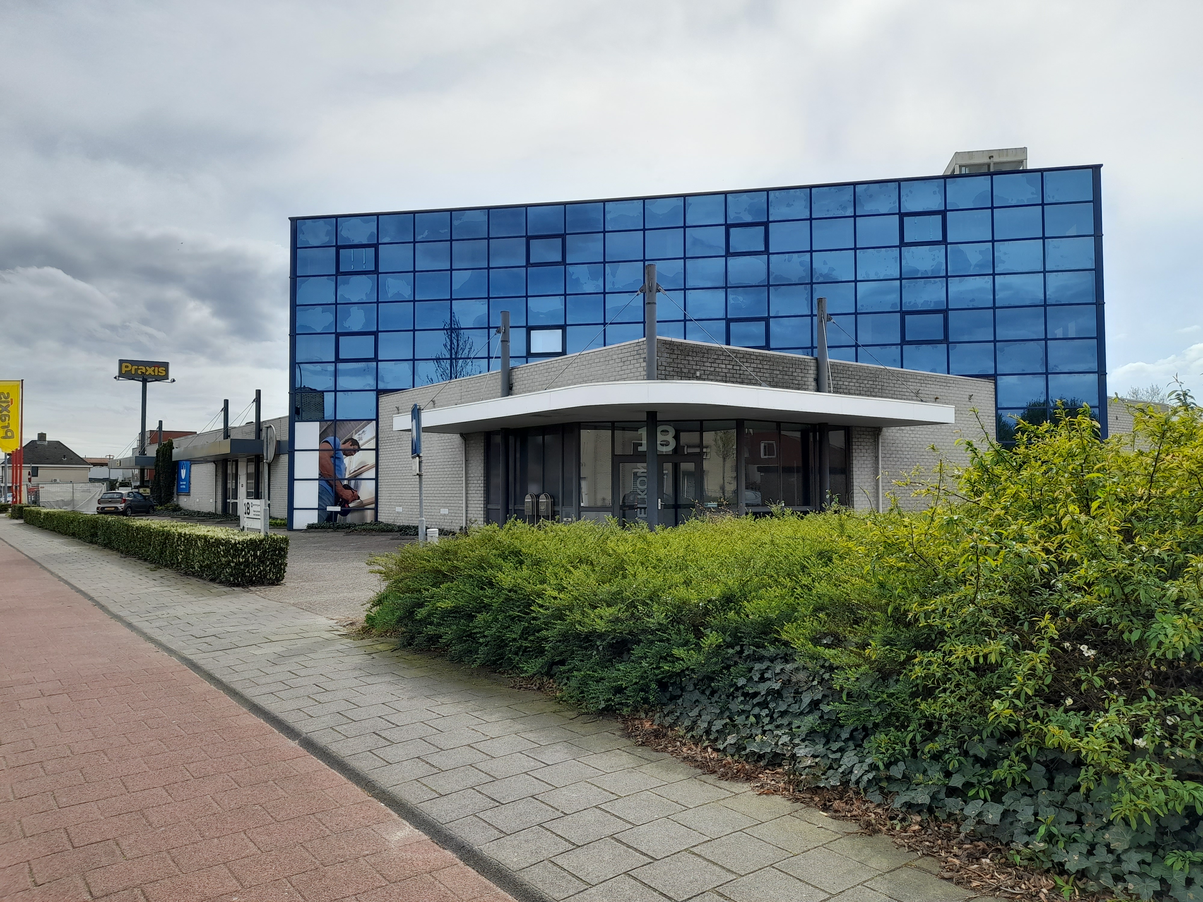 Woningen op plek van bouwmarkt en voormalig hengelsportwinkel in ...
