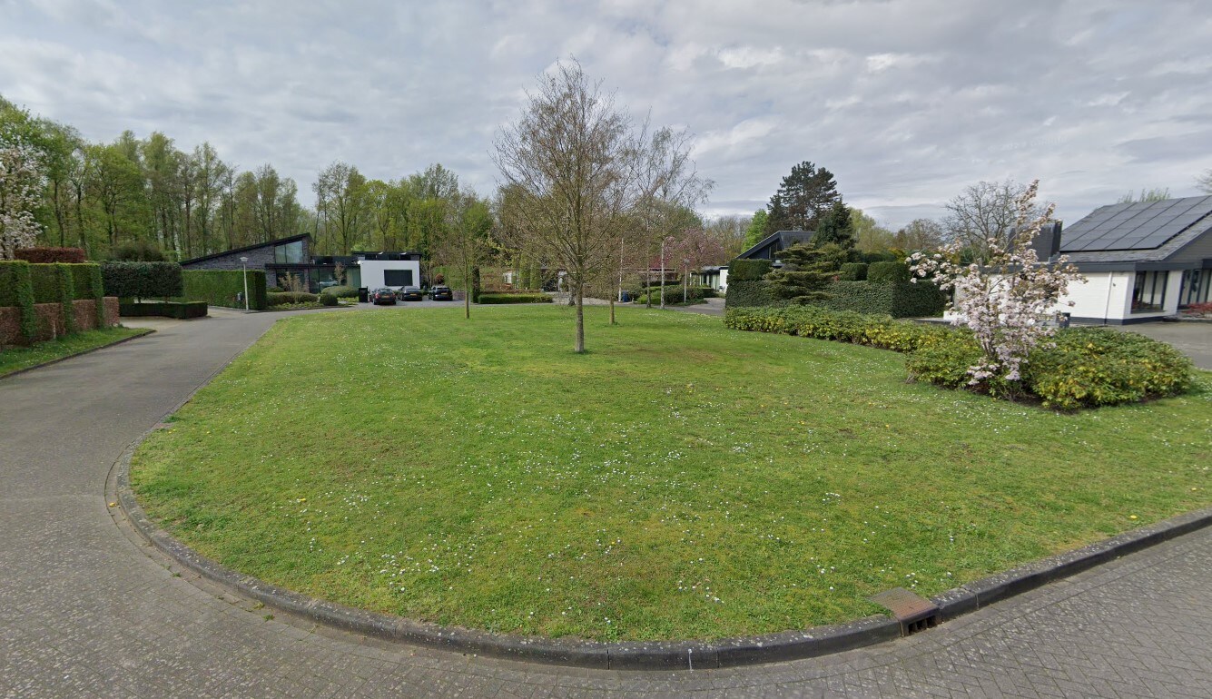 Echtpaar uit Etten-Leur klaagt over hekwerk van overburen: ‘Het open ...