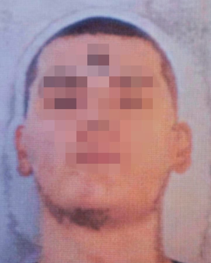 Dit is Justin B., die angst wilde zaaien met terreuraanvallen door ...