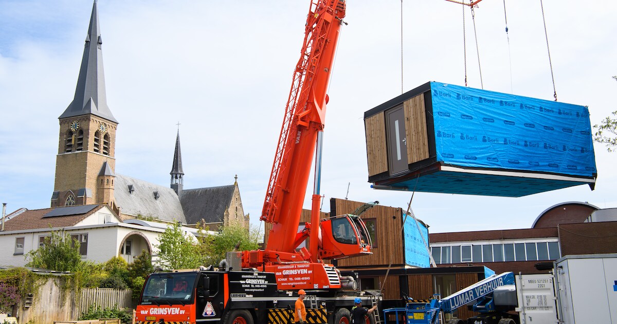 In drie dagen tijd is Terheijden zestien nieuwe woningen rijker ...
