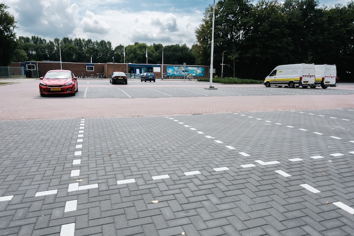 Moet Terneuzen nog wel vijf openluchtbaden behouden? Het is elk jaar wel weer wat | Terneuzen ...