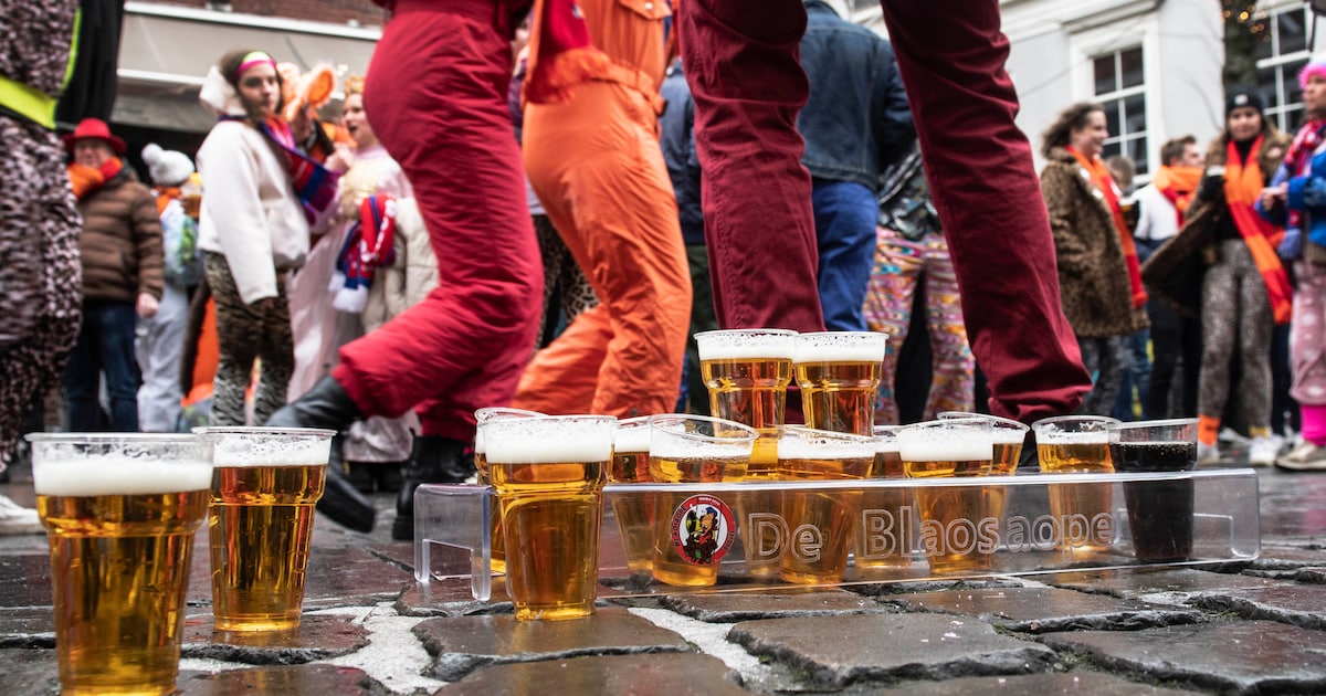 Drinken op 16-, 17- of zelfs 14-jarige leeftijd? Met carnaval mogen ...