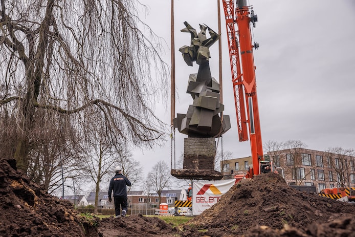 Verplaatsing beeld in Etten-Leur leidt tot verontwaardiging: ‘Wat een schijtplek’ | Etten-Leur ...