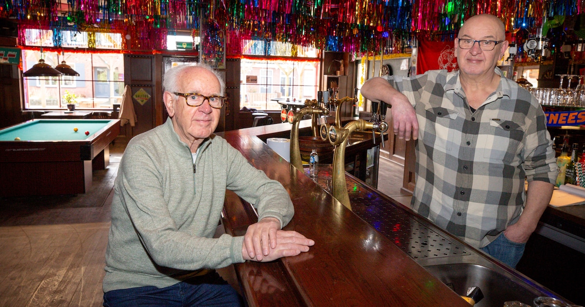 John draagt familiecafé in Bavel na 44 jaar over aan nieuwe eigenaren ...