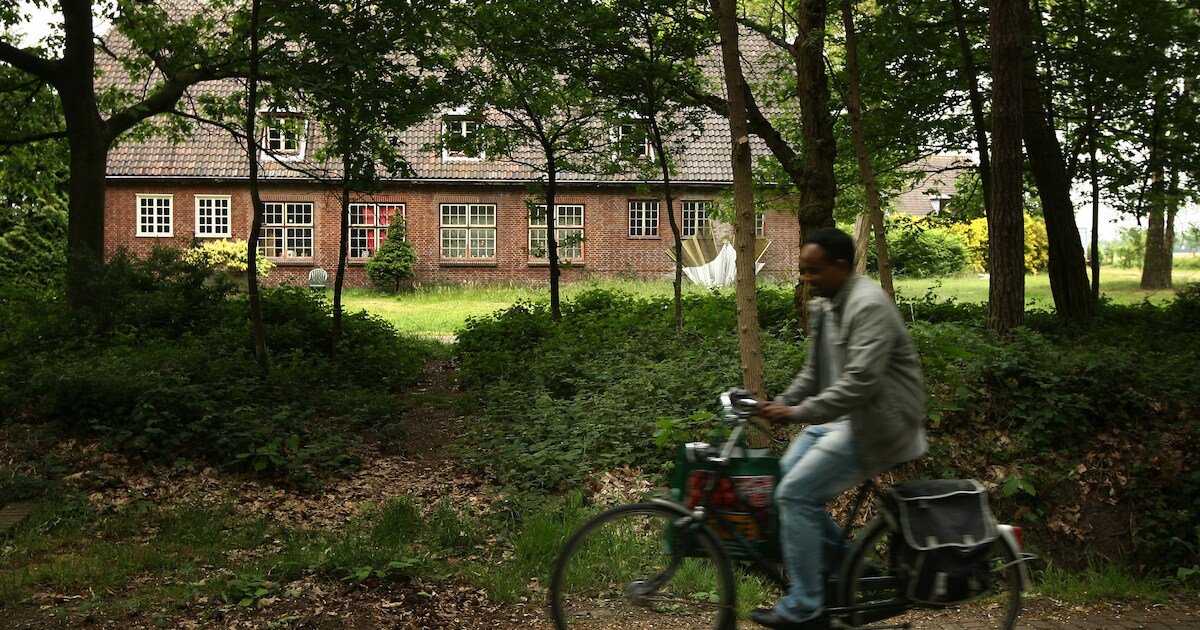 COA begint dit voorjaar met herstel officierswoningen op azc Gilze ...