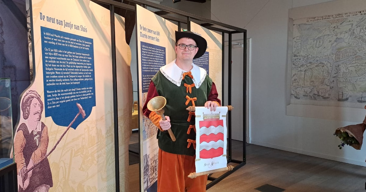 Belleman Bas Bovendeur eindelijk officieel stadsomroeper Sluis | Sluis ...