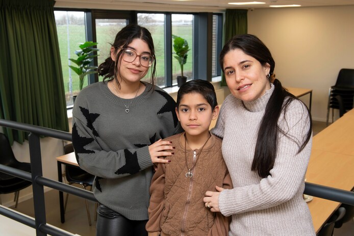 Na de moord op haar man vluchtte Carelis (38) uit Venezuela naar ...